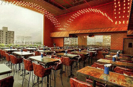 WAIU - Waiu Indias First Dine Now Pay Later App